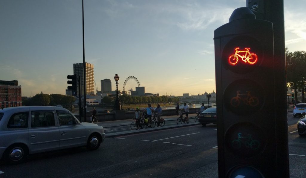 My First London Cycling Commute - Ellen Says Hola!